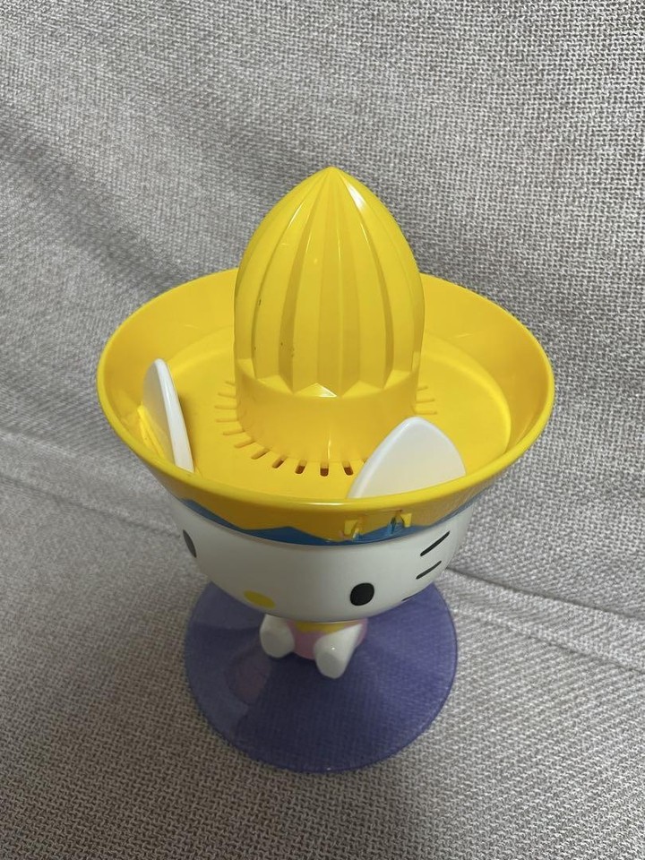 Hello Kitty lemon squeezer #145b72 | eBay