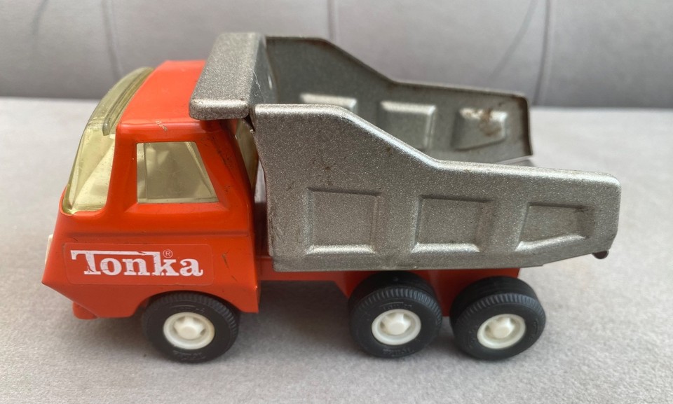 Tonka 1970s vintage Red Tipper Truck 55010 toy vehicle | eBay UK