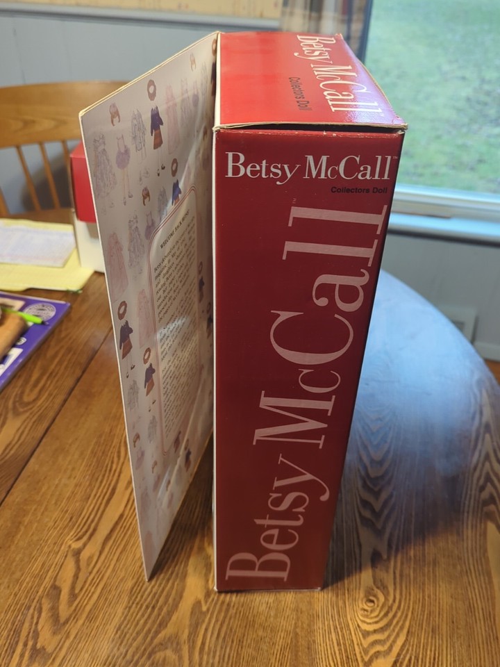 ROBERT TONNER BETSY MCCALL DOLL RED & WHITE SCISSORS DRESS WINDOW ...