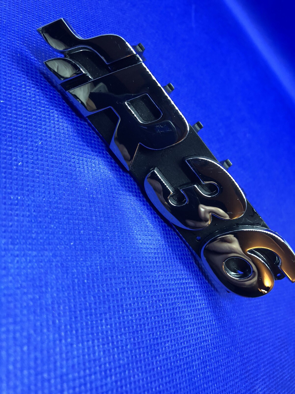 LOGO Badge VOLKSWAGEN R36 De Calandre Passat Original 1J68536790 Neuf ...