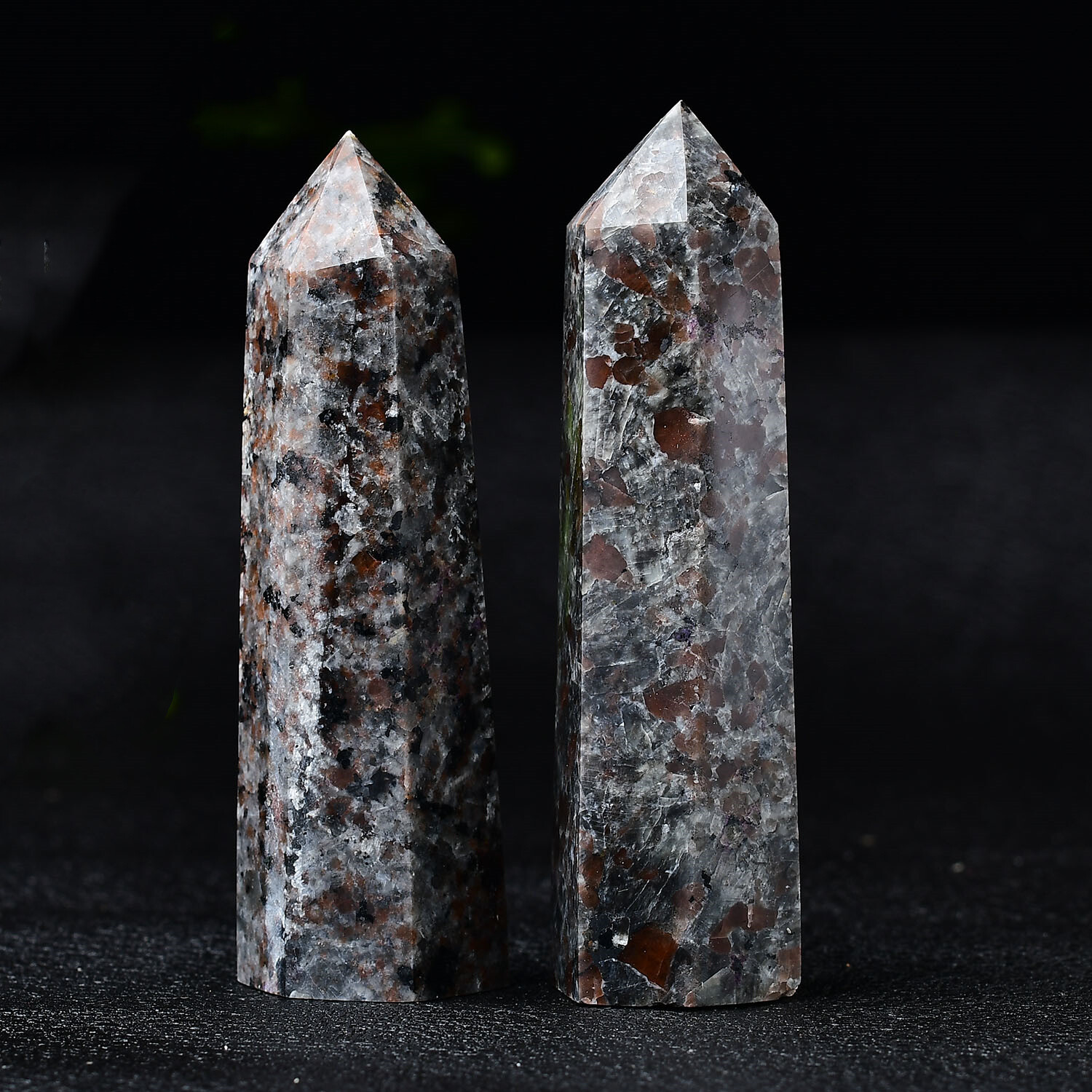 Yooperlight Point Tower UV Reactive Gifts Room Decor Natural Stone ...