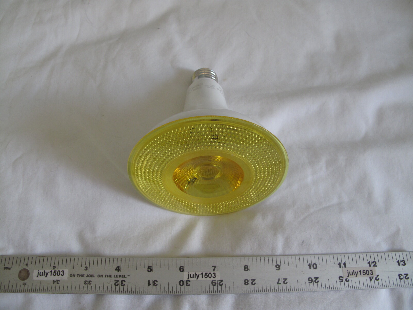 2 SYLVANIA Yellow LED Bug Light Bulb 9 Watt (60w Eq) Par38 Indoor ...