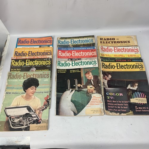 VINTAGE Lot Of 10 RADIO ELECTRONICS MAGAZINE 1969 1957 Poor Condition ...