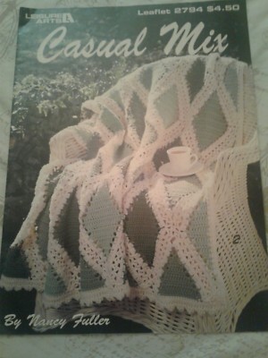 LEISURE ARTS CASUAL MIX AFGHANS PATTERN LEAFLET By: Nancy Fuller #2794 ...