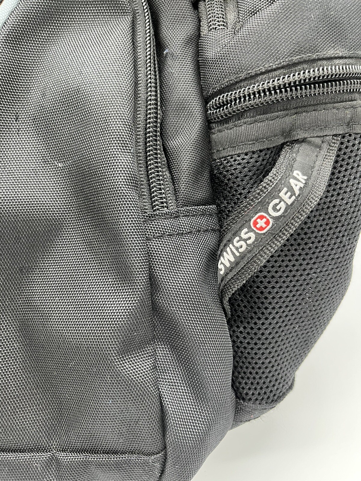 SwissGear Airflow Travel Laptop Backpack Carry-On Bag Adjustable Straps ...