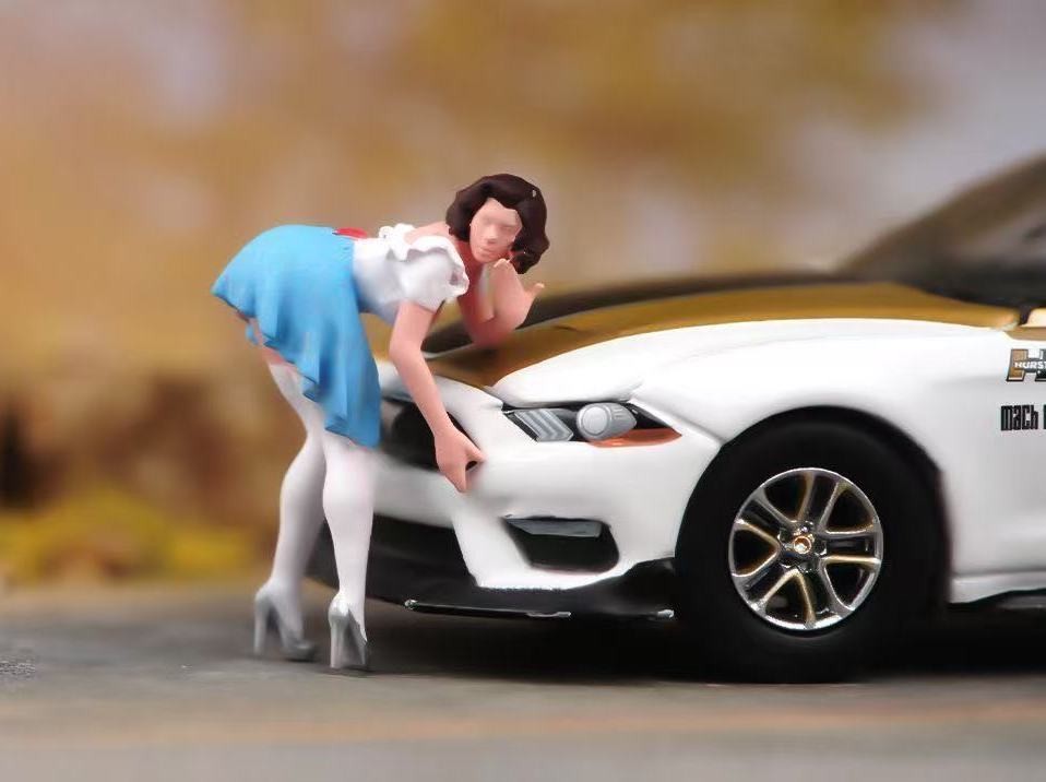 1:64 Painted Figure Model Miniature Resin Diorama Sand Girl Lady Pretty ...