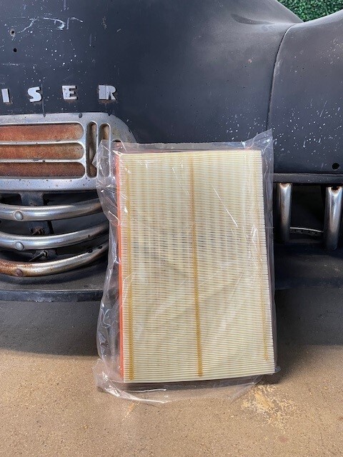 (1) New Genuine Mopar Filter Air OE 68386779AA - dealership same item ...