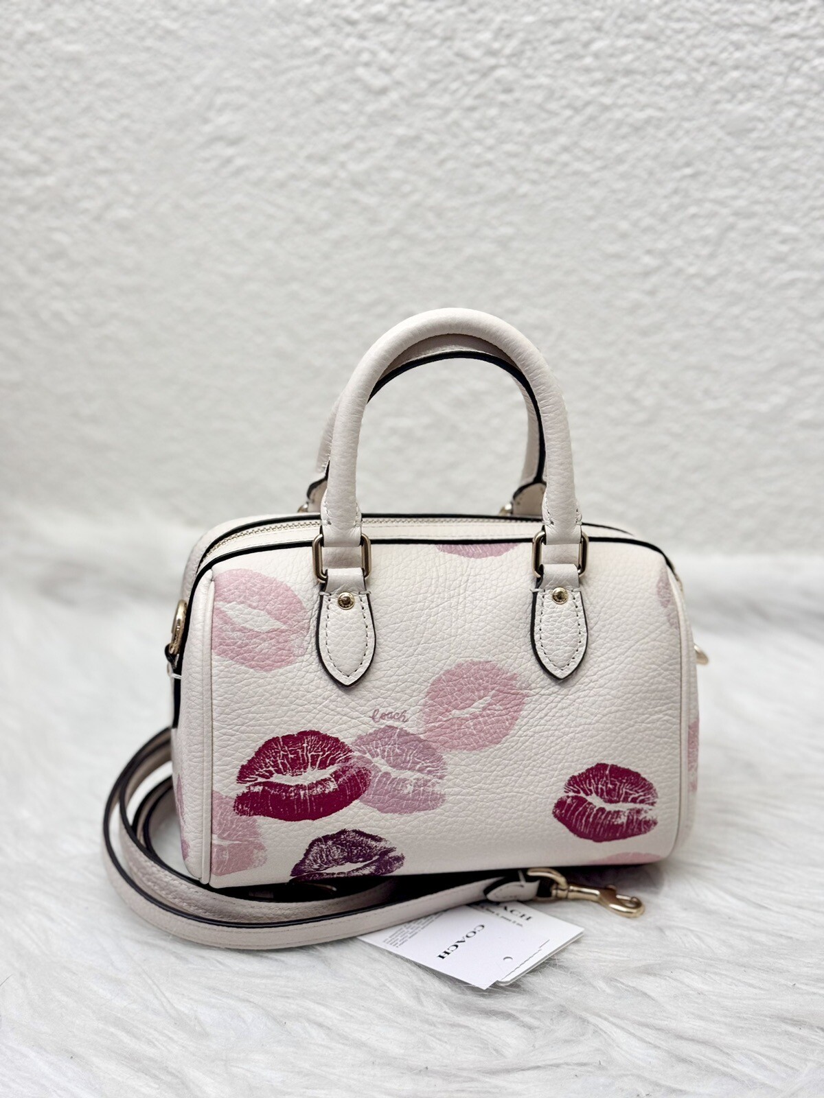 NWT Coach Mini Rowan Crossbody Bag With Lips Print CZ944 | eBay