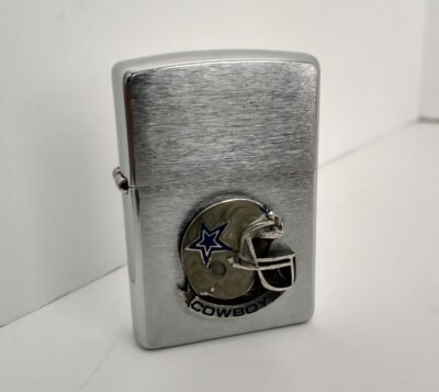 VTG Dallas Cowboys Zippo Raised Helmet Lighter Chrome ***READ ...