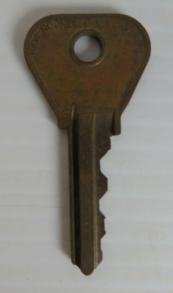 VINTAGE HUDSON LOCK INC. WR2 KEY (INV26246) | eBay
