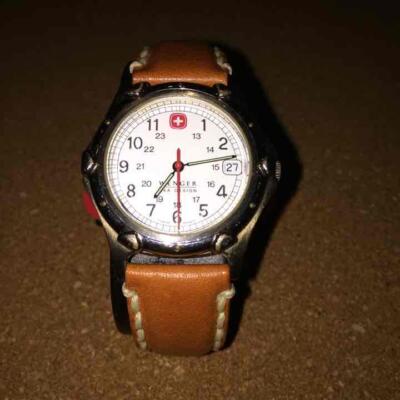 WENGER Vintage Quartz Watch 100M Water Resistant Rare Model Dial ...