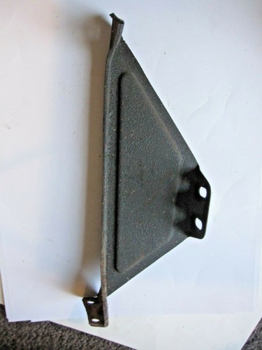 SUNBEAM TIGER ALPINE RIGHT REAR GAS FUEL TANK RETAINER MOUNTING BRACKET ...