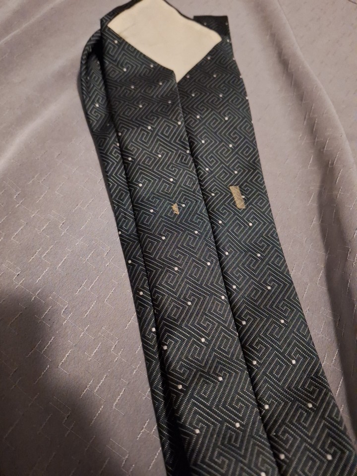 Menswear Neck Tie Alexander Julian Colours Silk Money Green Good Cond ...