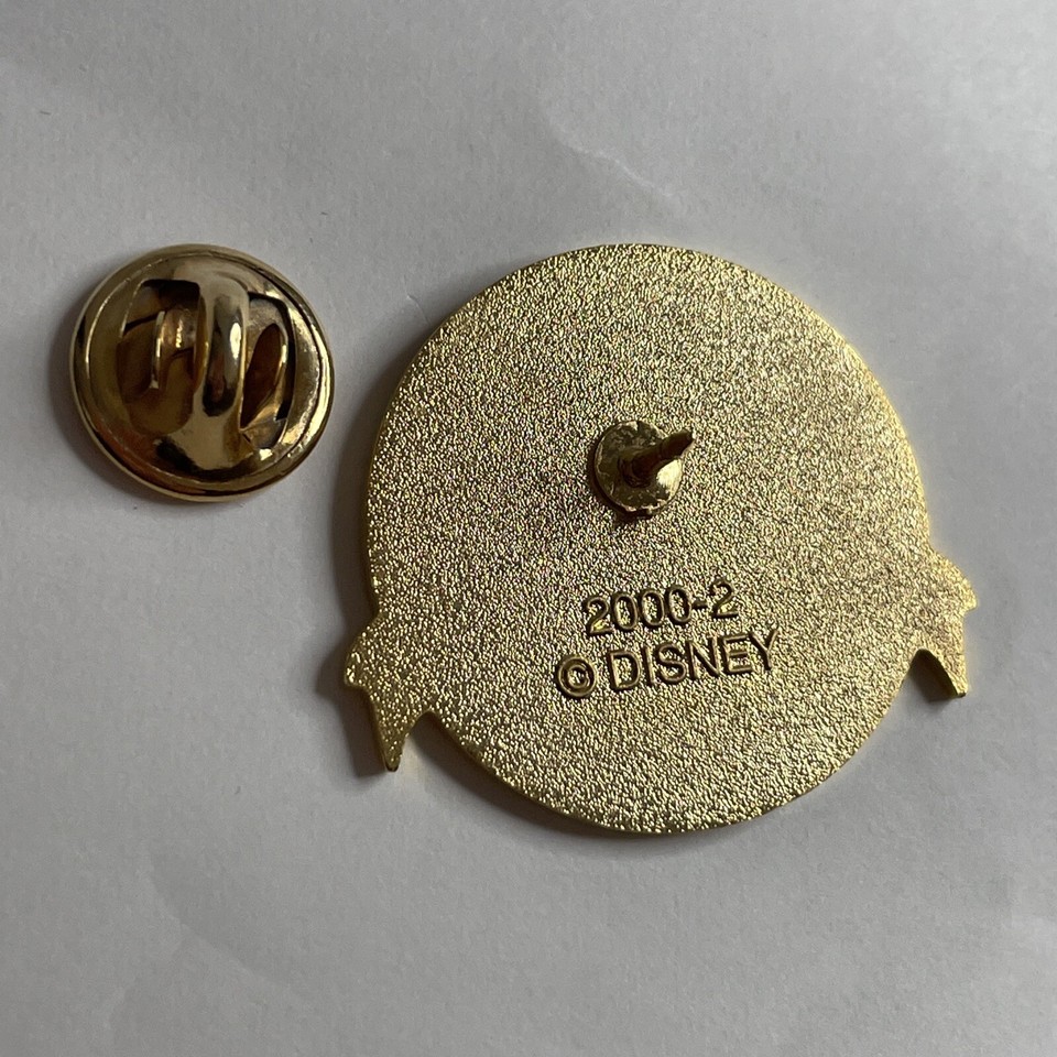 Disney Pin Mickey Mouse - Pin Trading Pin - Red - TDL 3105 | eBay