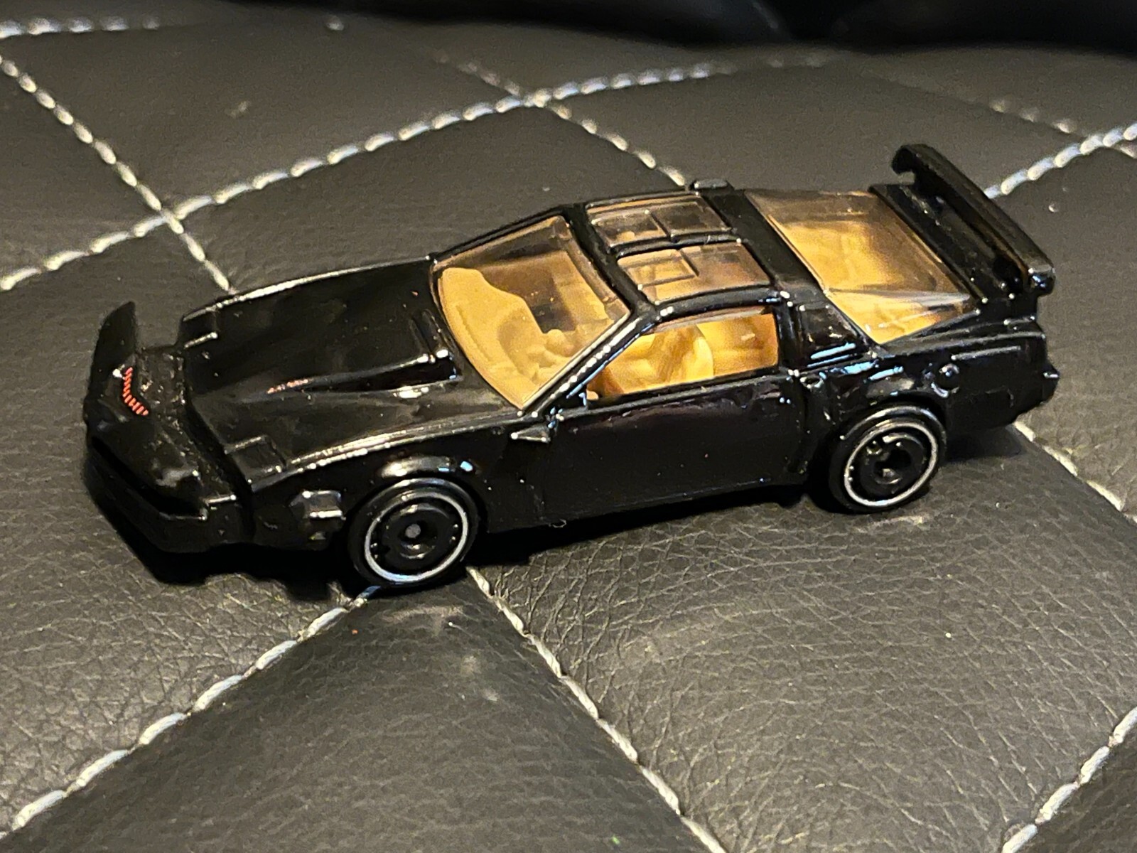 Hot Wheels K.I.T.T. Super Pursuit Mode Knight Rider Real Riders Diecast ...