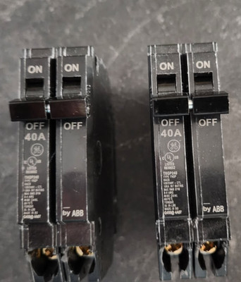 Eaton Type BR 15-amp 2 -Pole Tandem Circuit Breaker Model #BR1515 Set ...