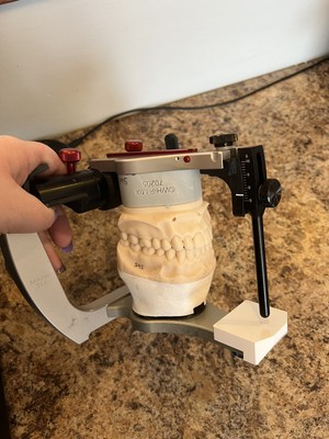 Dental Lab Equipment - Whip Mix Model