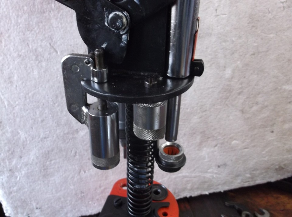 MEC 600 JR SINGLE STAGE 20 GA SHOTSHELL RELOADING PRESS WITH EXTRAS ...