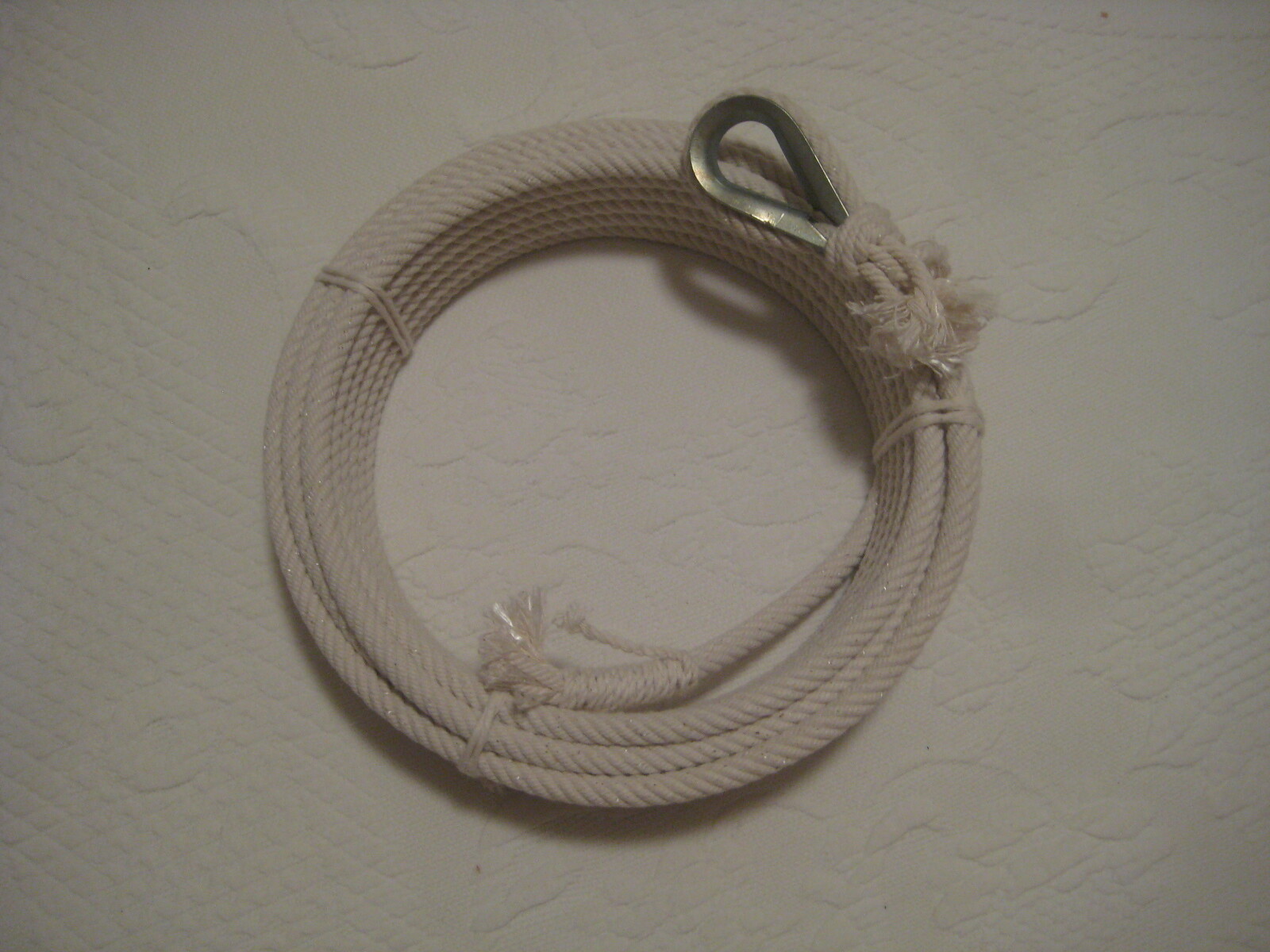 Cotton Lariat Rope Reata Soga- CR-05 30 feet 5/16" dia., with a Metal ...
