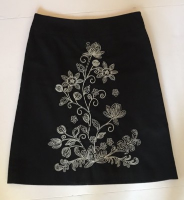 Sandra Angelozzi Black Skirt w/ White Embroidery Size 34 | eBay