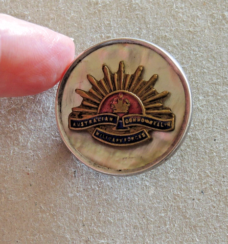WW1 AIF SWEETHEART BROOCH RISING SUN BADGE MOTHER OF PEARL REAL SILVER ...