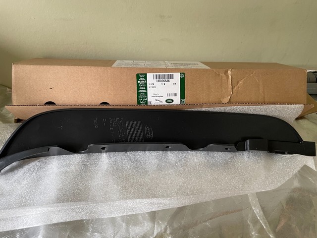 Land Rover Evoque Right Hand Front Lower Bumper Air Deflector Splitter ...