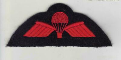 BRITISH ARMY PARACHUTE REGIMENT QUALIFICATION WINGS - RED ON BLACK ...