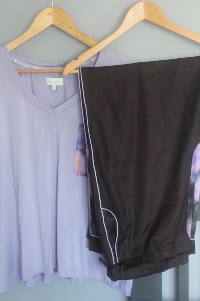 Pre-Loved Ladies TED BAKER Viscose / Satin Floral Pyjamas - UK SIze 16 ...