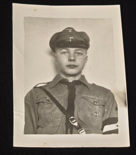 EPIC SHOT! YOUNG DJ JUGEND PIMPF BOY w Pin + Insignia! WW2 WWII German ...