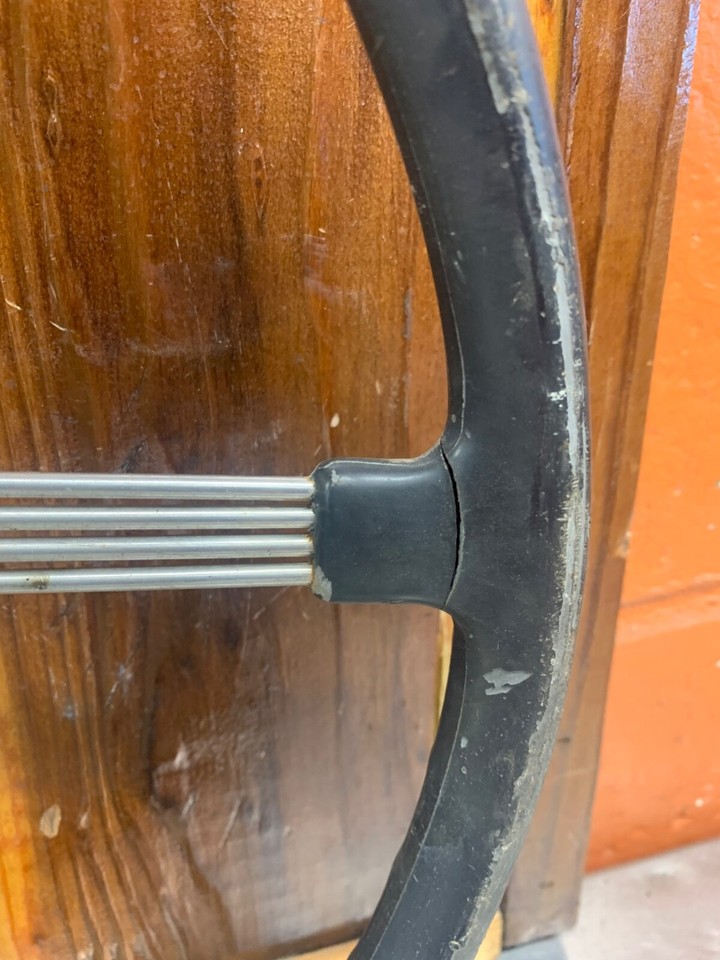 Triumph TR4 & TR4A • Original 16" Steering Wheel. For Parts. T4740 | eBay