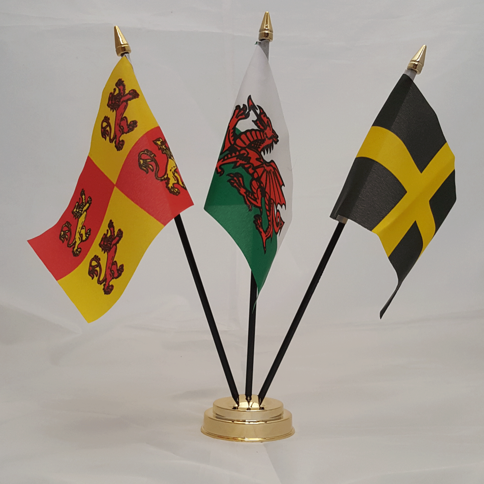 Welsh Dragon, St David's Cross, Owain Glyndwr Table Flag Display FREE ...