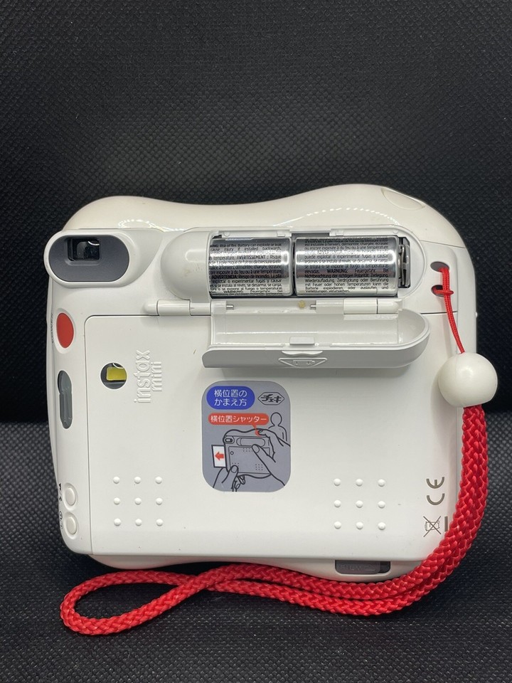 FUJIFILM INSTAX MINI 25 Hello Kitty Instant camera Color Film 60mm Lens ...