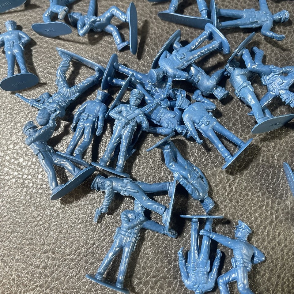 Lot Of 49 Vintage Blue Plastic Police Officers Policemen Cops 2" K9 Toy ...