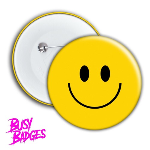 SMILEY FACE - Badges & Magnets - Happy Emoji Forest Gump 70s 80s Retro ...