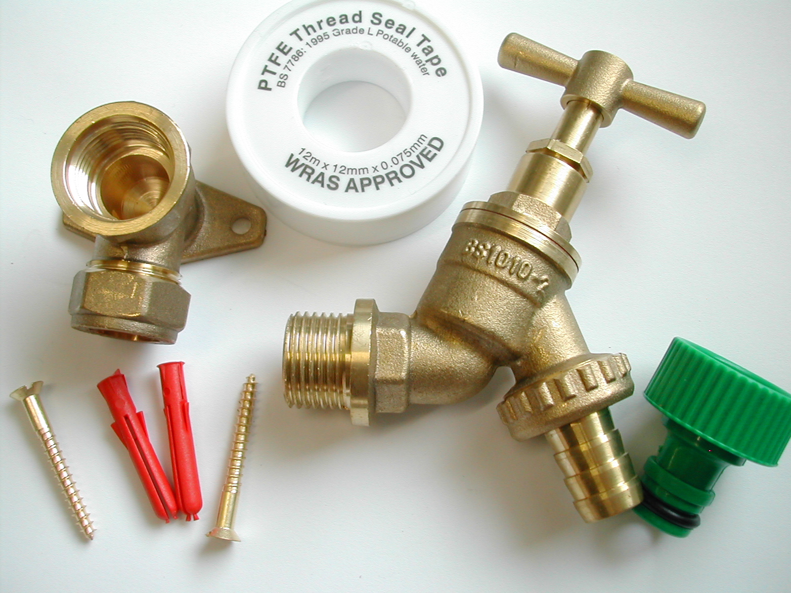 Outside Tap Kit With Brass Wall Plate Elbow / Backplate and Garden Hose ...
