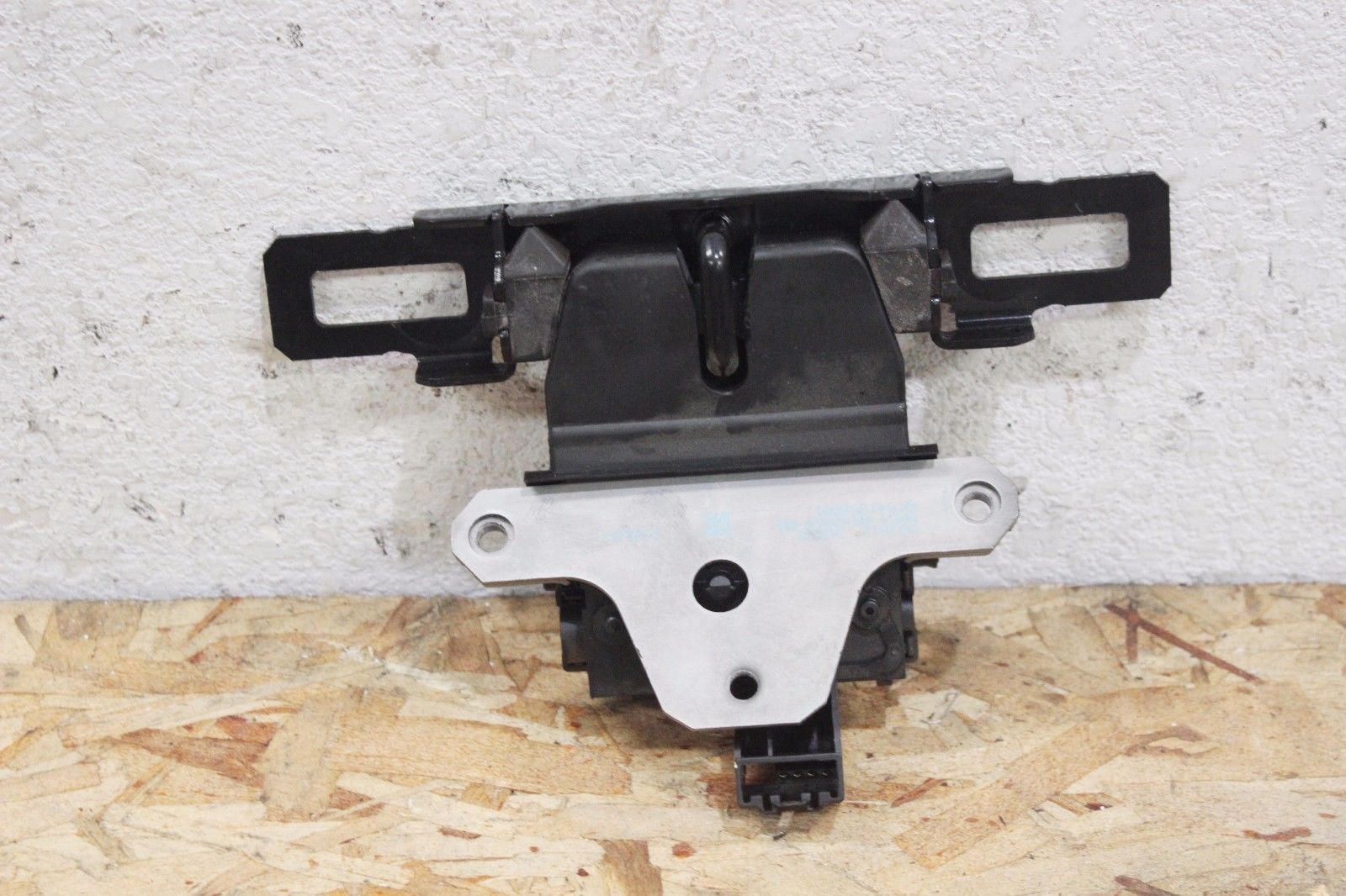 N12231 2012-2014 Ford Focus Trunk Lid Lock Latch OEM | eBay