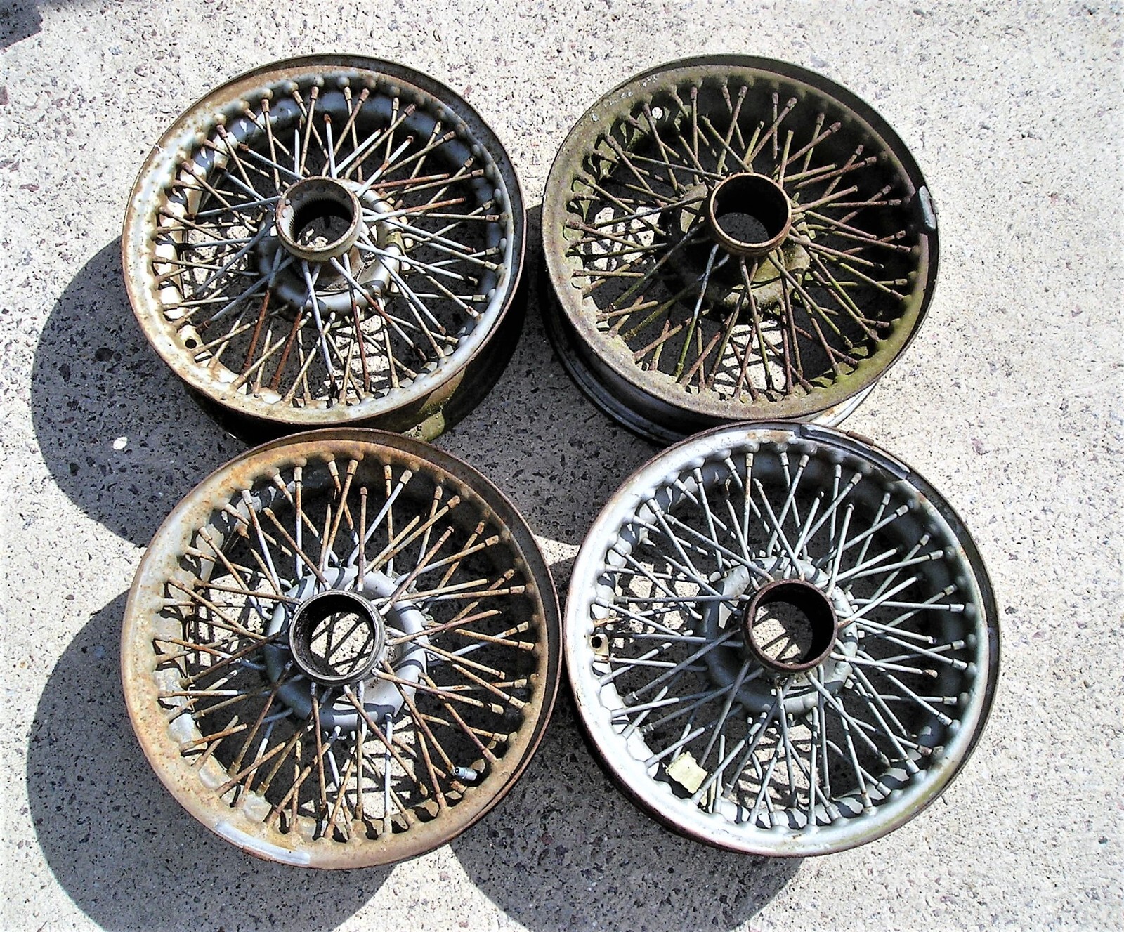 MGB MGB GT 14x4.5 Painted Wire Wheels 60 Spoke | eBay UK