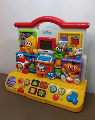 Vintage 2000 Mattel Toys Sesame Street Smart And Fun Schoolhouse ...