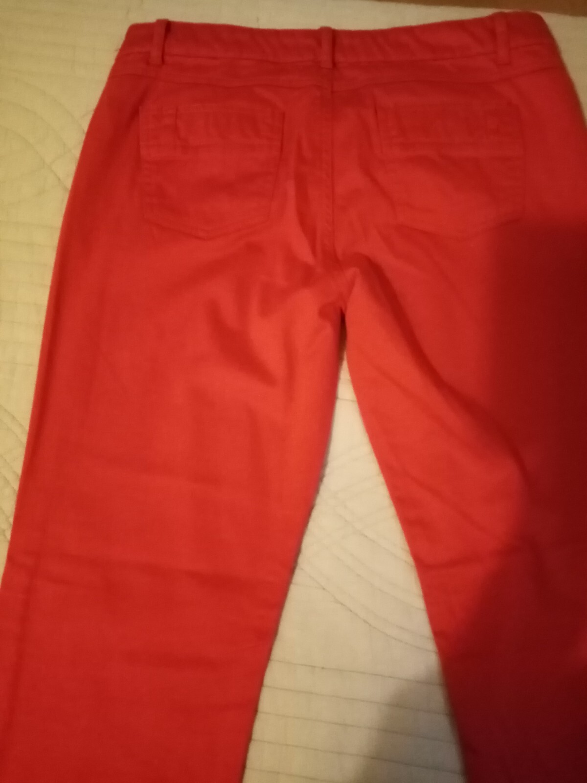 Pantalon jeans rouge marque TEX taille 46 neuf 98%citon 2% elasthane ...