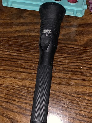 Streamlight Stinger DS HPL LED Police Flashlight 75863. Was $225 New ...