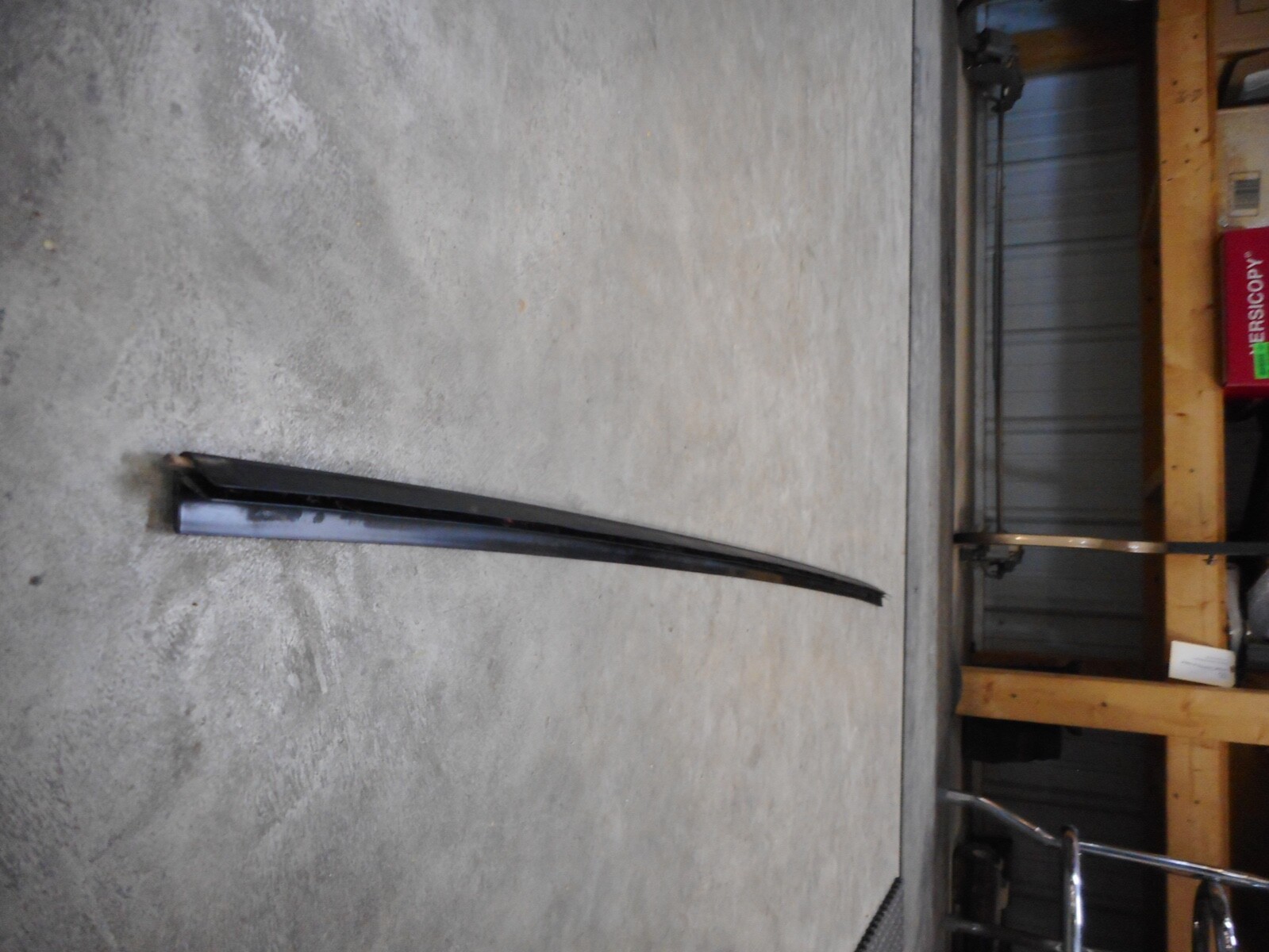 2000 LAND ROVER DISCOVERY II CARGO AREA DRIP RAIL TRIM | eBay