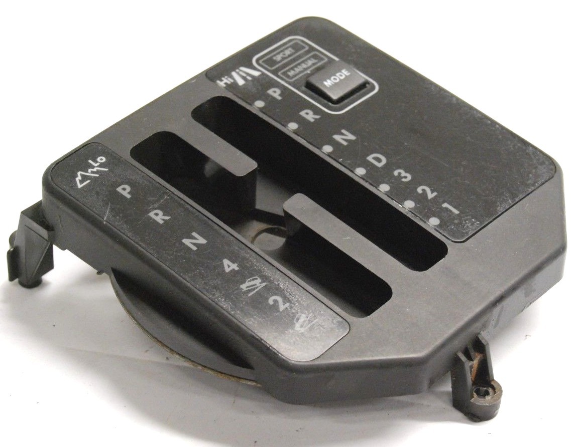 LAND RANGE ROVER P38 MK2 94-02 AUTO GEAR SHIFTER SELECTOR BEZEL ...