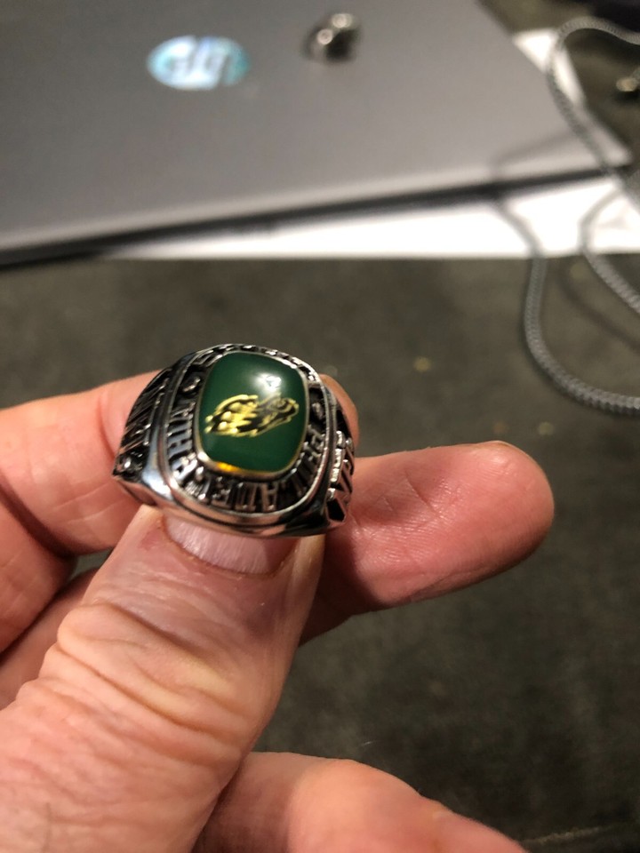 PHILA EAGLES BALFOUR RING IN BOX SZ 12 WITH HOLOGRAM SUPERBOWL CHAMPS ...