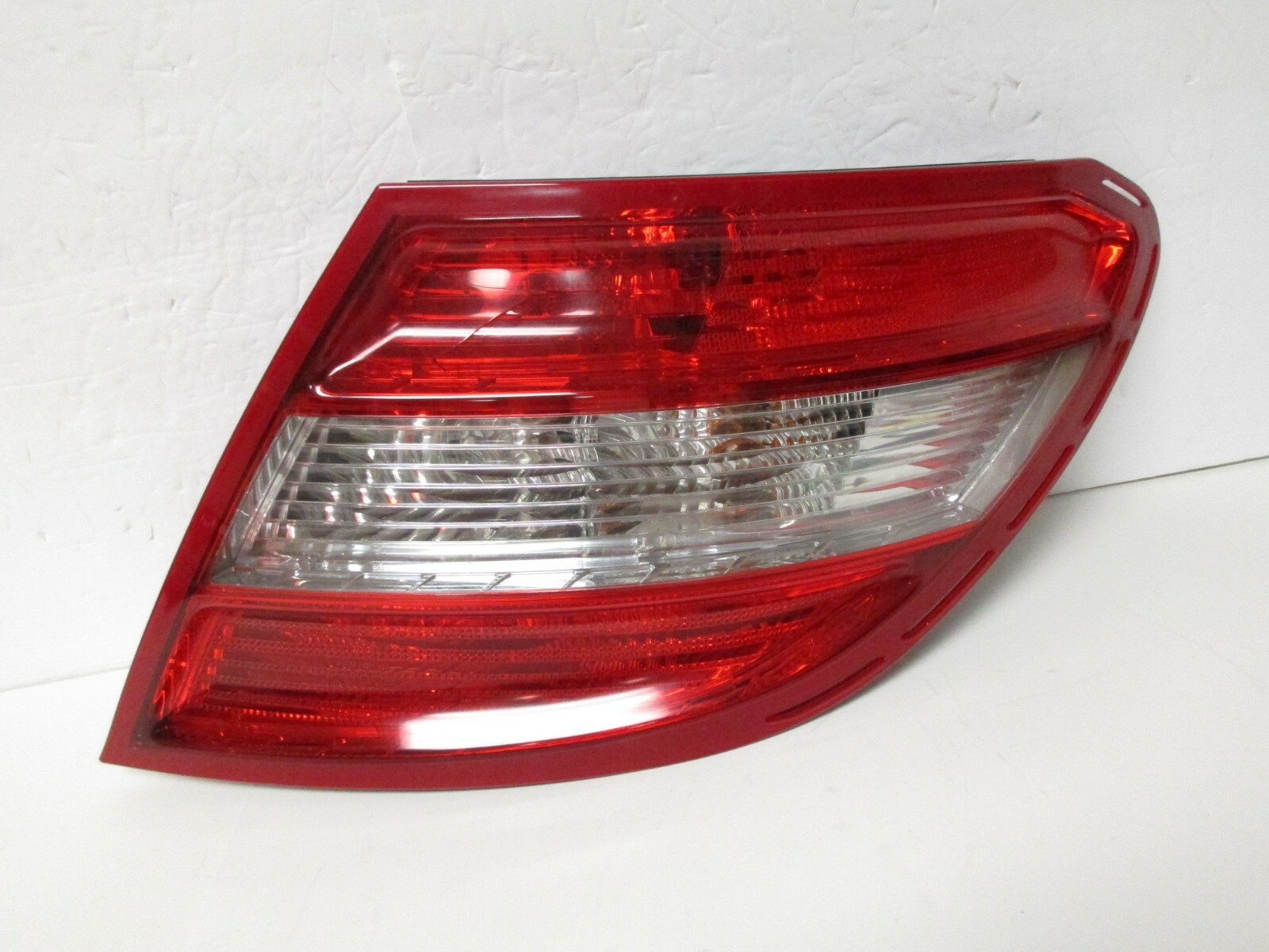 2008-2011 Mercedes-Benz C300 C350 C250 Tail Light Right Side Passenger ...