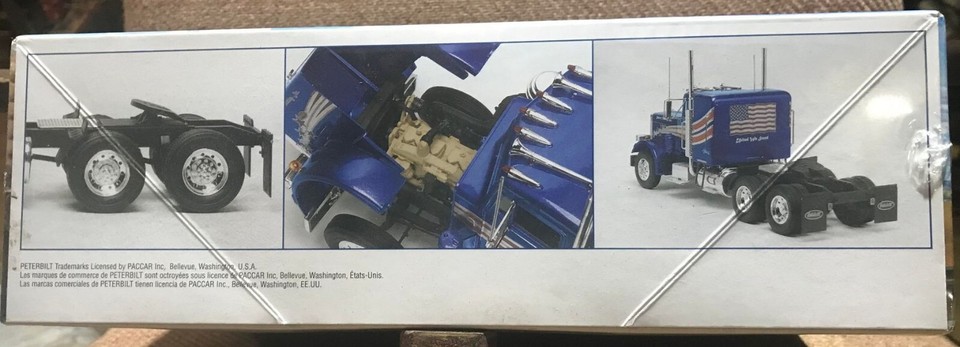 Peterbilt 359 Conventional Without Trailer Revell 1/25 Scale Plastic ...