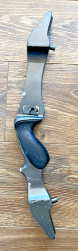 VTG HOYT EASTON BUCK RISER COMPOUND BOW PART WARF RH HANDLE ARCHERY OLD ...