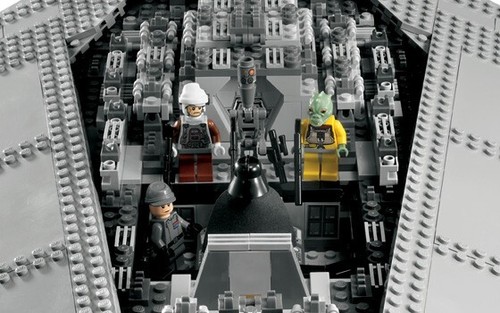 LEGO Star Wars 10221 UCS Super Star Destroyer Ultimate Collector Series ...