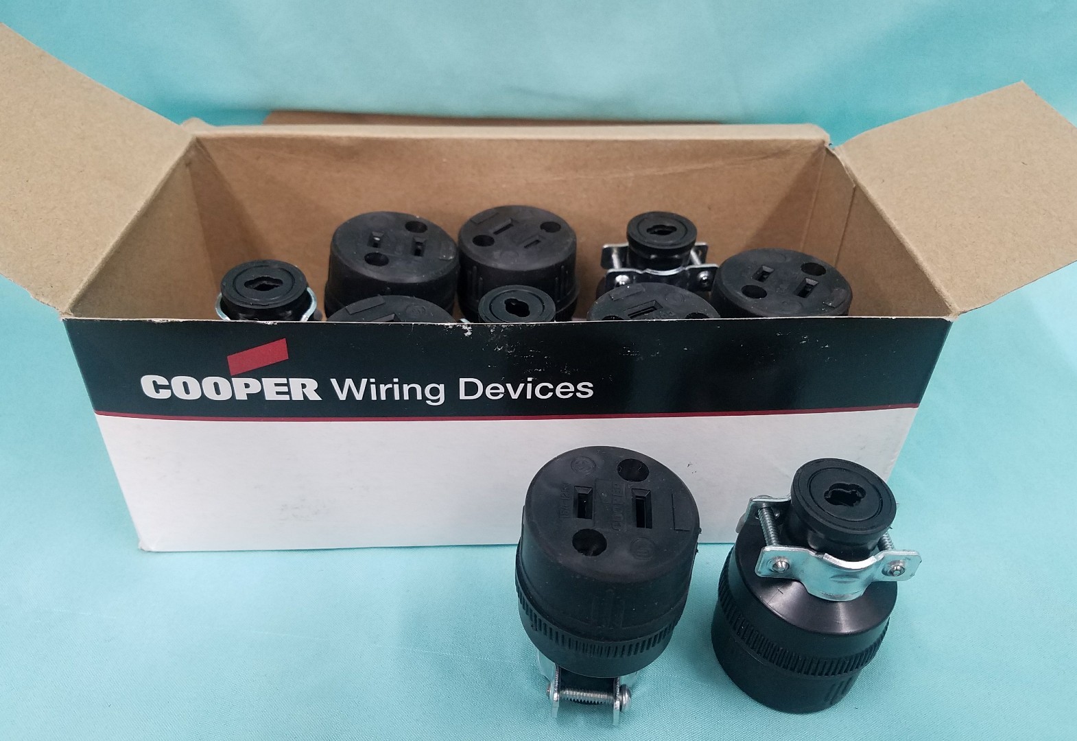 Lot of 10 Cooper 224-BOX straight Rubber Connector, Black, 15A, 125V ...