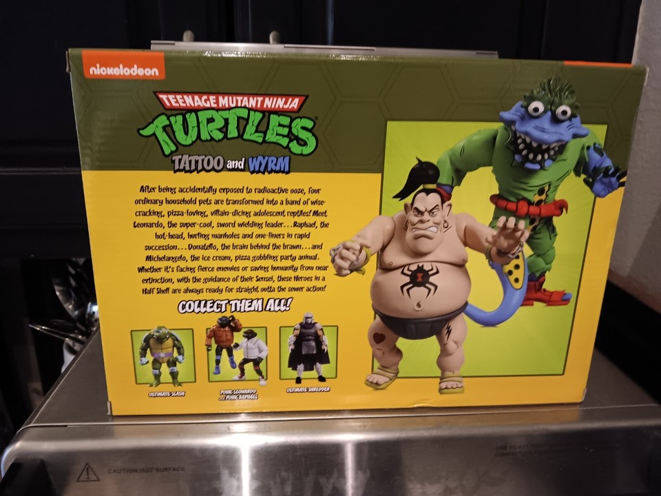 NECA Teenage Mutant Ninja Turtles TMNT Haulathon Tattoo and Wyrm 2-Pack ...