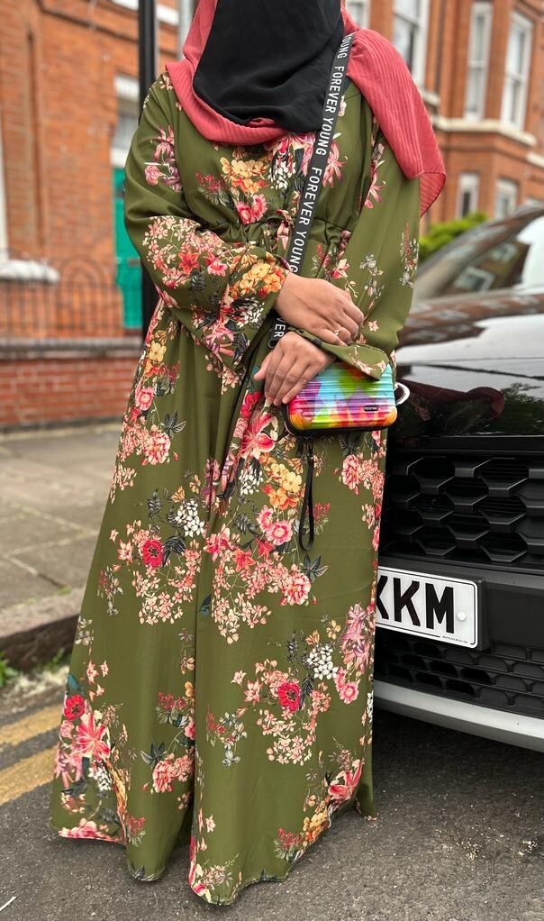 Stunning Floral Long Dress Abaya - Elegant & Fashionable Islamic Modest ...